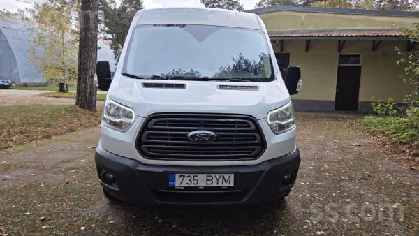 White Ford Transit 2018 in Riga, with an engine capacity of 2.00 L and mileage of 399 thousand km for 8990 €, photo 7 on AUTOMOTO.COM.LV