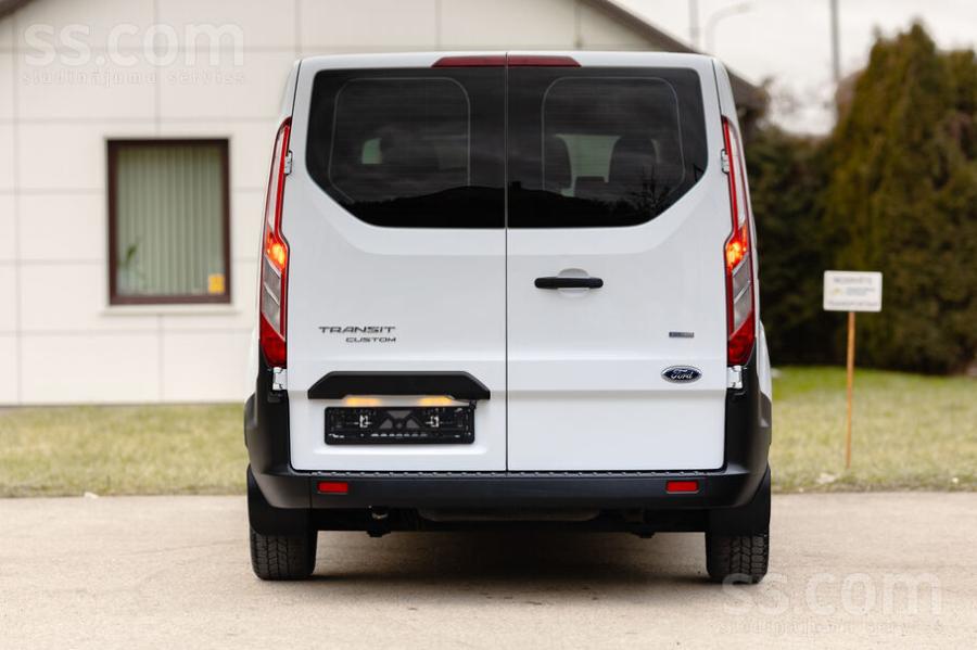 White Ford Transit 2019 in Jelgava, with an engine capacity of 2.00 L and mileage of 0 thousand km for 10800 €, photo 4 on AUTOMOTO.COM.LV