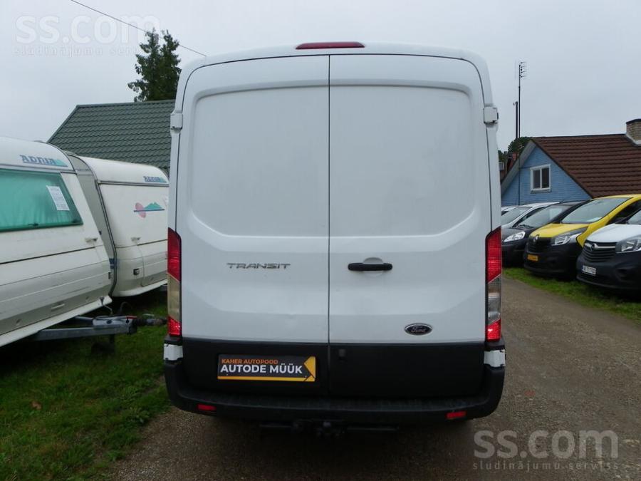 White Ford Transit 2019 in Valka, with an engine capacity of 2.00 L and mileage of 163 thousand km for 11300 €, photo 6 on AUTOMOTO.COM.LV