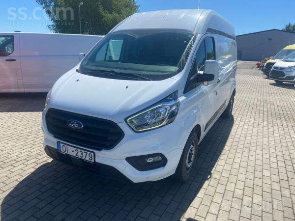 White Ford Transit 2019 in Kuldiga, with an engine capacity of 2.00 L and mileage of 139 thousand km for 13900 €, photo 1 on AUTOMOTO.COM.LV