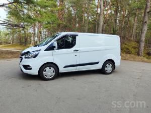 White Ford Transit 2019 in Jurmala, with an engine capacity of 2.00 L and mileage of 187 thousand km for 11000 €, photo 3 on AUTOMOTO.COM.LV