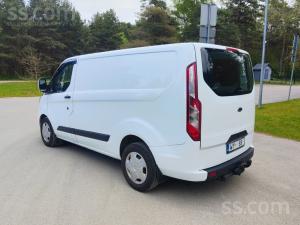 White Ford Transit 2019 in Jurmala, with an engine capacity of 2.00 L and mileage of 187 thousand km for 11000 €, photo 7 on AUTOMOTO.COM.LV