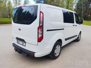 White Ford Transit 2019 in Jurmala, with an engine capacity of 2.00 L and mileage of 187 thousand km for 11000 €, photo 8 on AUTOMOTO.COM.LV