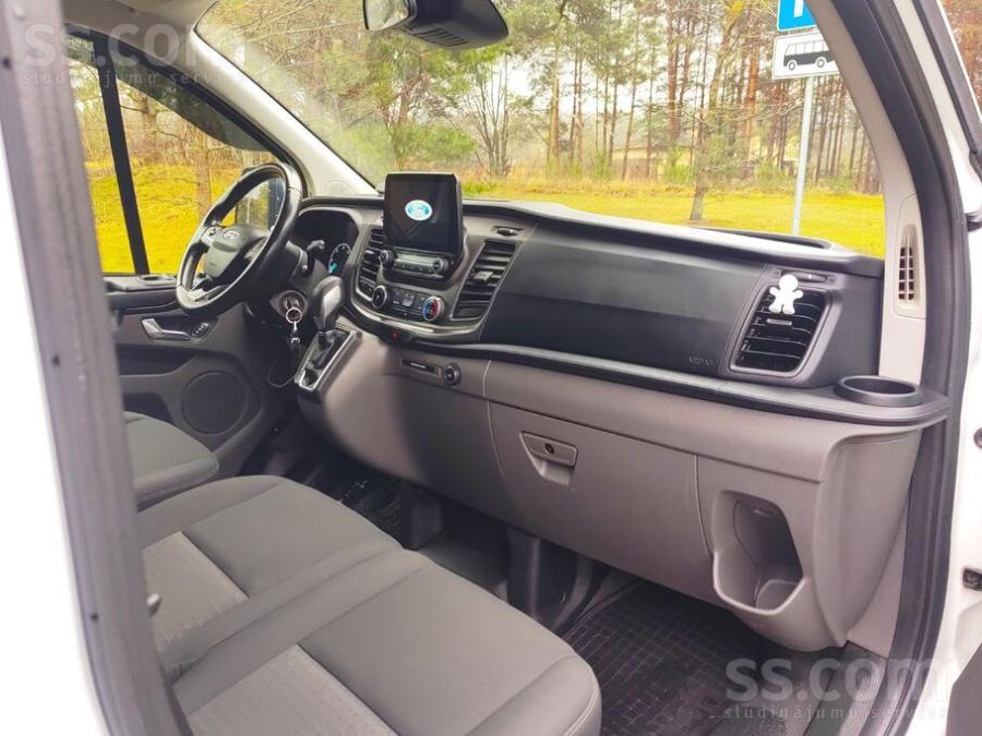 White Ford Transit 2019 in Jurmala, with an engine capacity of 2.00 L and mileage of 187 thousand km for 11000 €, photo 14 on AUTOMOTO.COM.LV