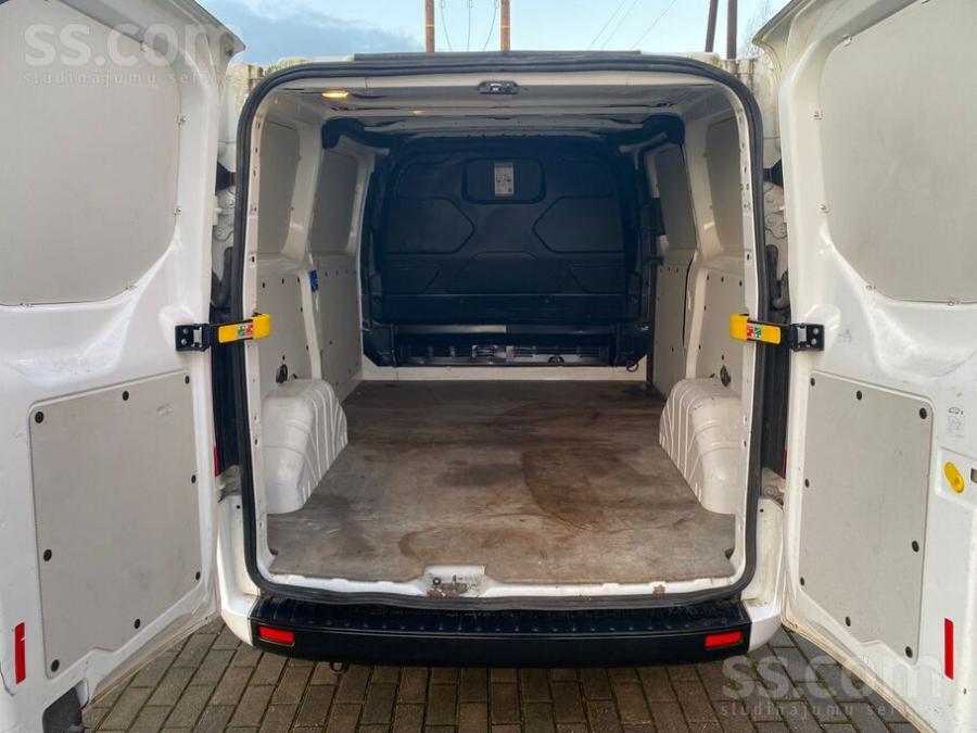Balts Ford Transit 2019 Kuldīga, ar dzinēja tilpumu 2.00 L un nobraukumu 75 tūkst. km par 14500 €, foto 6 vietnē AUTOMOTO.COM.LV