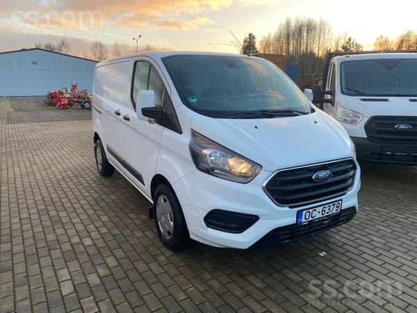 White Ford Transit 2019 in Kuldiga, with an engine capacity of 2.00 L and mileage of 75 thousand km for 14500 €, photo 2 on AUTOMOTO.COM.LV