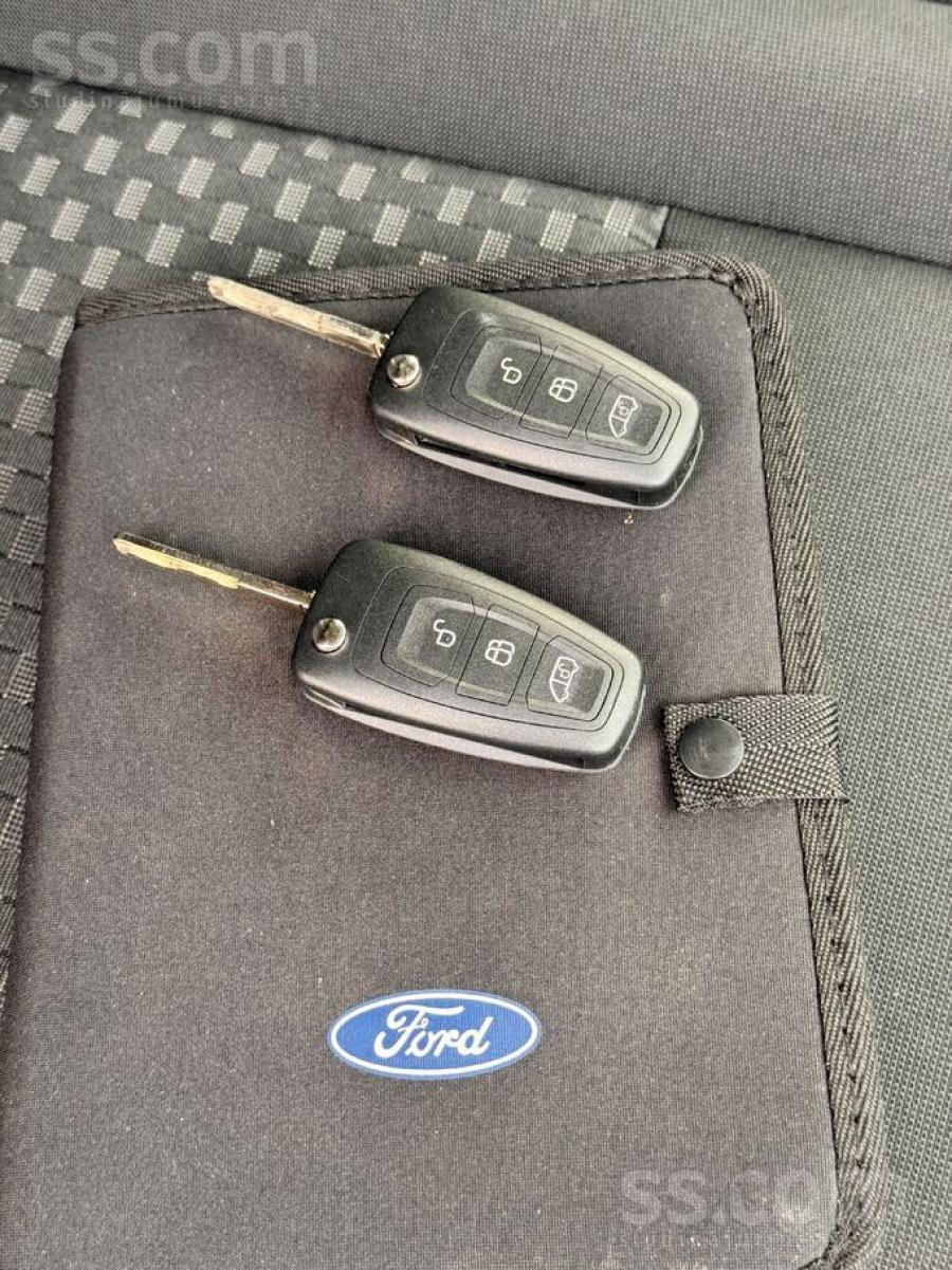 Белый Форд Транзит 2019 в Елгава, объемом двигателя 2.00 л и пробегом 150 тыс. км за 10850 €, фото 18 на AUTOMOTO.COM.LV