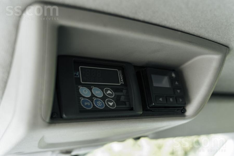 White Ford Transit 2019 in Riga, with an engine capacity of 2.00 L and mileage of 245 thousand km for 9900 €, photo 23 on AUTOMOTO.COM.LV