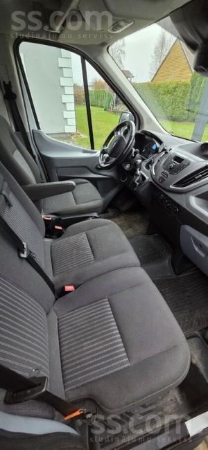 White Ford Transit 2019 in Riga, with an engine capacity of 2.00 L and mileage of 251 thousand km for 11875 €, photo 7 on AUTOMOTO.COM.LV