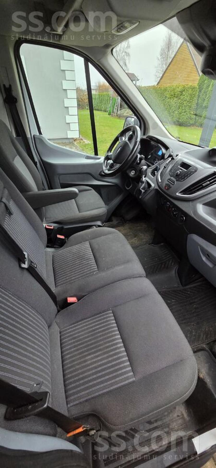 White Ford Transit 2019 in Riga, with an engine capacity of 2.00 L and mileage of 251 thousand km for 11875 €, photo 7 on AUTOMOTO.COM.LV