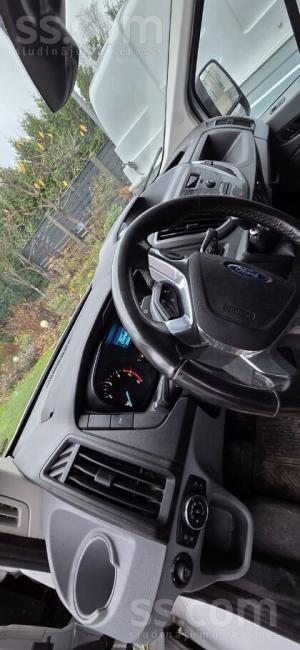 White Ford Transit 2019 in Riga, with an engine capacity of 2.00 L and mileage of 251 thousand km for 11875 €, photo 10 on AUTOMOTO.COM.LV