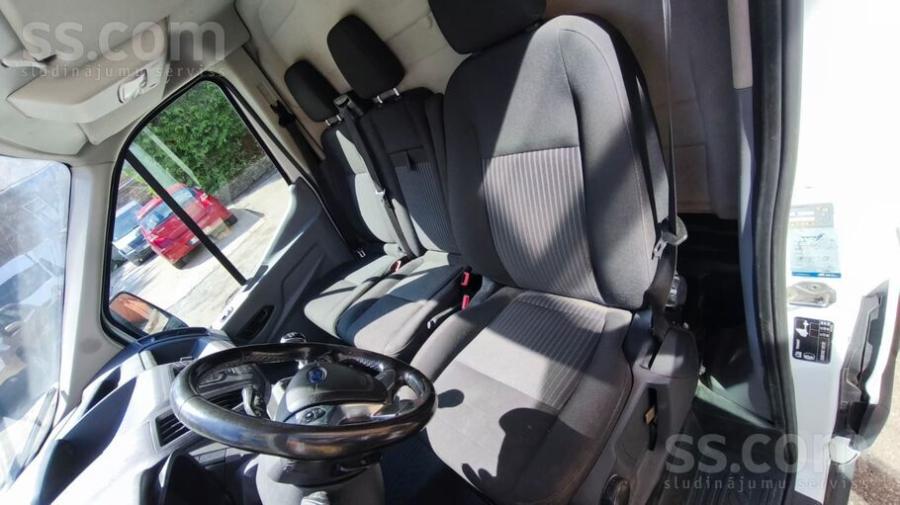 Balts Ford Transit 2019 Rīga, ar dzinēja tilpumu 2.00 L un nobraukumu 236 tūkst. km par 12100 €, foto 11 vietnē AUTOMOTO.COM.LV