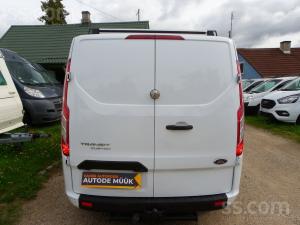 White Ford Transit 2019 in Valka, with an engine capacity of 2.00 L and mileage of 218 thousand km for 10900 €, photo 6 on AUTOMOTO.COM.LV