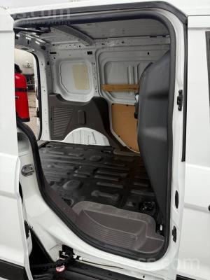 Balts Ford Transit 2019 Tallina, ar dzinēja tilpumu 1.50 L un nobraukumu 213 tūkst. km par 7699 €, foto 20 vietnē AUTOMOTO.COM.LV