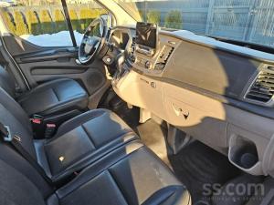 White Ford Transit 2020 in Riga, with an engine capacity of 2.00 L and mileage of 211 thousand km for 19350 €, photo 8 on AUTOMOTO.COM.LV