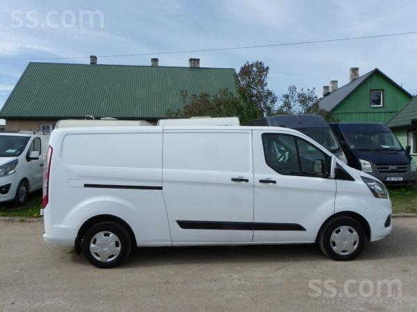 White Ford Transit 2020 in Valka, with an engine capacity of 2.00 L and mileage of 110 thousand km for 13500 €, photo 4 on AUTOMOTO.COM.LV