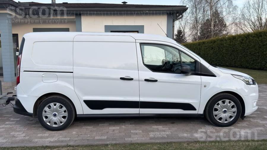 White Ford Transit 2020 in Riga, with an engine capacity of 1.50 L and mileage of 136 thousand km for 9500 €, photo 4 on AUTOMOTO.COM.LV