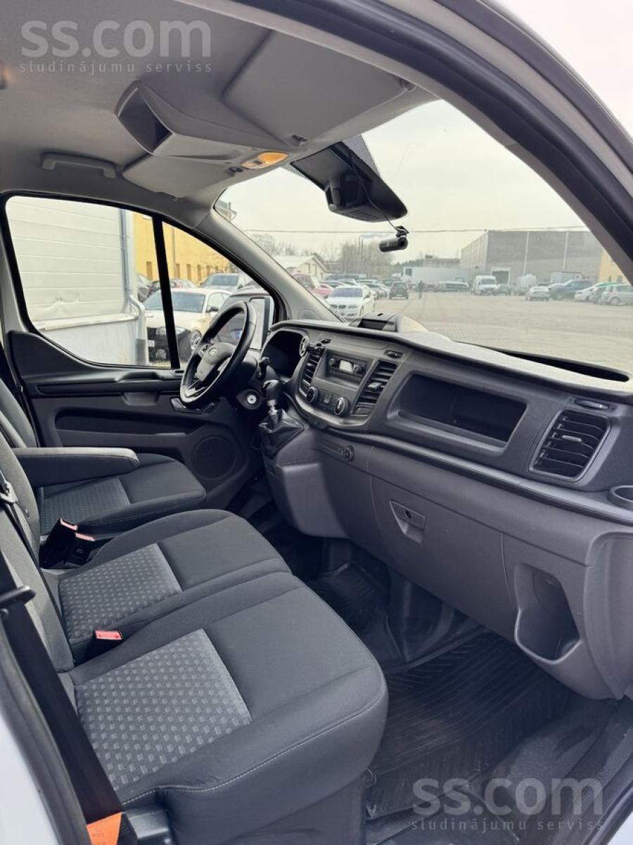 White Ford Transit 2021 in Daugavpils, with an engine capacity of 2.00 L and mileage of 65 thousand km for 17000 €, photo 10 on AUTOMOTO.COM.LV