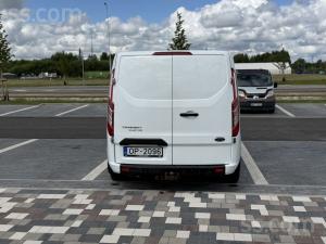 White Ford Transit 2021 in Jelgava, with an engine capacity of 2.00 L and mileage of 19 thousand km for 10700 €, photo 6 on AUTOMOTO.COM.LV
