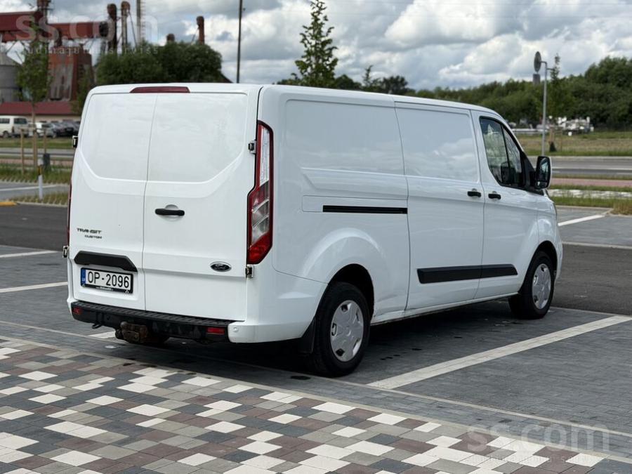 White Ford Transit 2021 in Jelgava, with an engine capacity of 2.00 L and mileage of 188 thousand km for 10700 €, photo 7 on AUTOMOTO.COM.LV