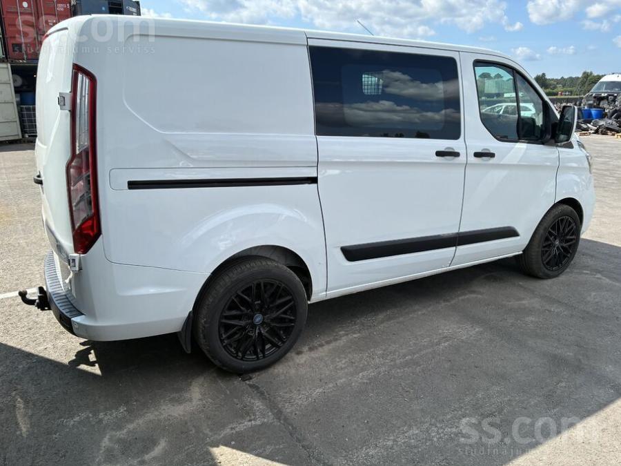 Balts Ford Transit 2021 Rīga, ar dzinēja tilpumu 2.00 L un nobraukumu 247 tūkst. km par 12000 €, foto 5 vietnē AUTOMOTO.COM.LV