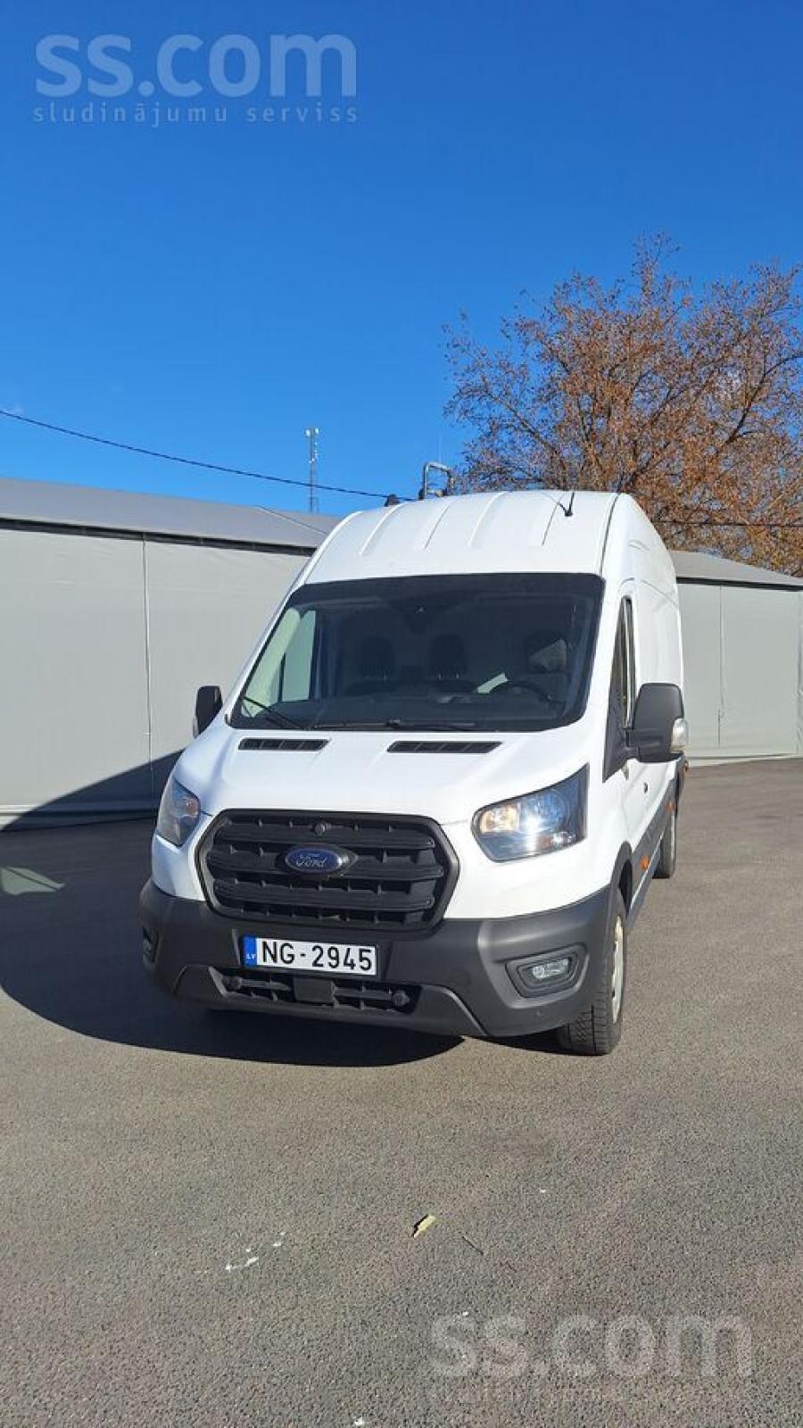 Balts Ford Transit 2022 Rīga, ar dzinēja tilpumu 2.00 L un nobraukumu 360 tūkst. km par 9500 €, foto 1 vietnē AUTOMOTO.COM.LV
