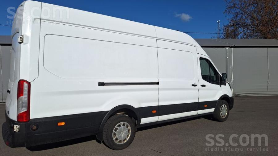 Balts Ford Transit 2022 Rīga, ar dzinēja tilpumu 2.00 L un nobraukumu 360 tūkst. km par 9500 €, foto 6 vietnē AUTOMOTO.COM.LV