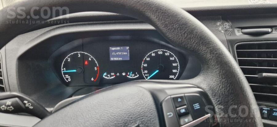 Balts Ford Transit 2022 Bauska, ar dzinēja tilpumu 2.00 L un nobraukumu 162 tūkst. km par 10550 €, foto 8 vietnē AUTOMOTO.COM.LV
