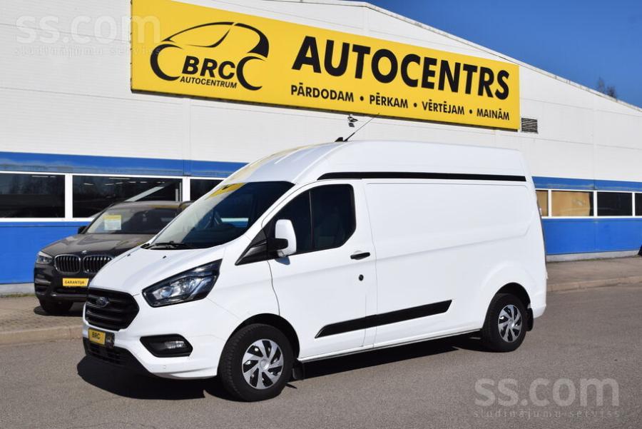 White Ford Transit 2022 in Riga, with an engine capacity of 2.00 L and mileage of 131 thousand km for 18000 €, photo 1 on AUTOMOTO.COM.LV