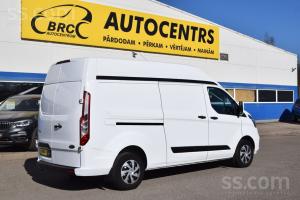 White Ford Transit 2022 in Riga, with an engine capacity of 2.00 L and mileage of 131 thousand km for 18000 €, photo 3 on AUTOMOTO.COM.LV