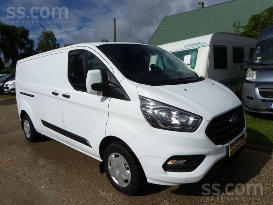 White Ford Transit 2022 in Valka, with an engine capacity of 2.00 L and mileage of 242 thousand km for 13900 €, photo 4 on AUTOMOTO.COM.LV