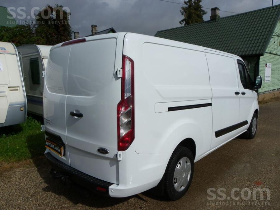 White Ford Transit 2022 in Valka, with an engine capacity of 2.00 L and mileage of 242 thousand km for 13900 €, photo 6 on AUTOMOTO.COM.LV
