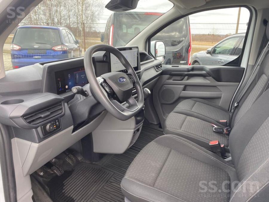White Ford Transit 2024 in Kuldiga, with an engine capacity of 2.00 L and mileage of 61 thousand km for 24500 €, photo 7 on AUTOMOTO.COM.LV