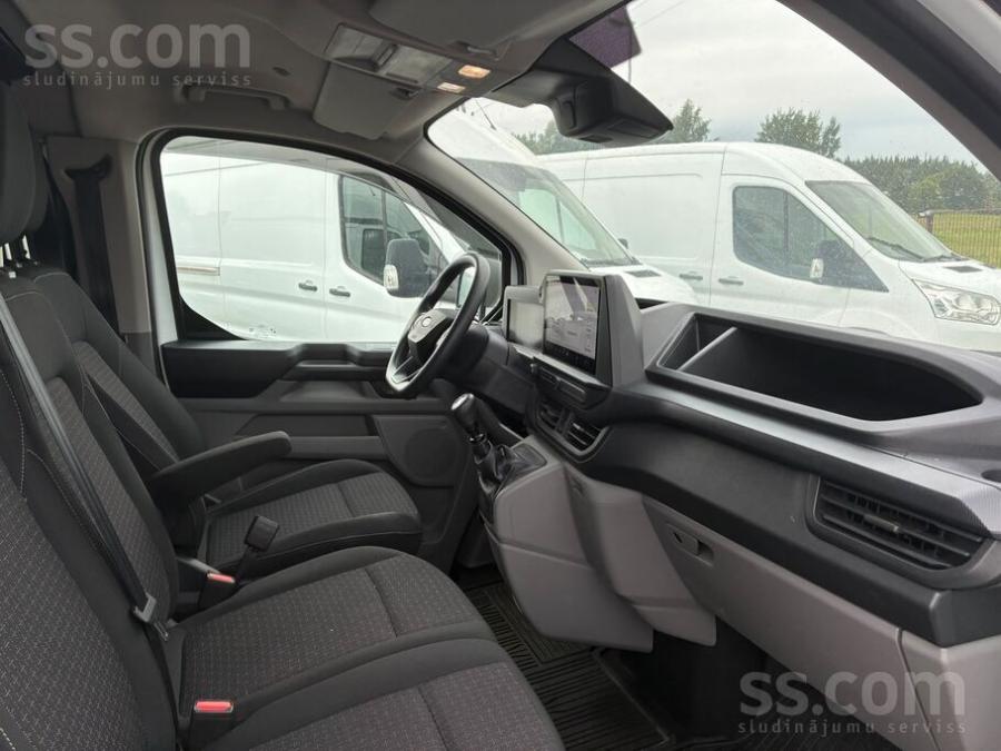 White Ford Transit 2024 in Kuldiga, with an engine capacity of 2.00 L and mileage of 36 thousand km for 26500 €, photo 7 on AUTOMOTO.COM.LV