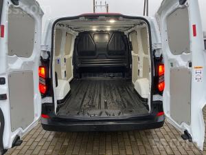 White Ford Transit 2025 in Riga, with an engine capacity of 2.00 L and mileage of 1 thousand km for 26900 €, photo 6 on AUTOMOTO.COM.LV