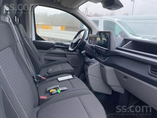 White Ford Transit 2025 in Riga, with an engine capacity of 2.00 L and mileage of 1 thousand km for 26900 €, photo 6 on AUTOMOTO.COM.LV