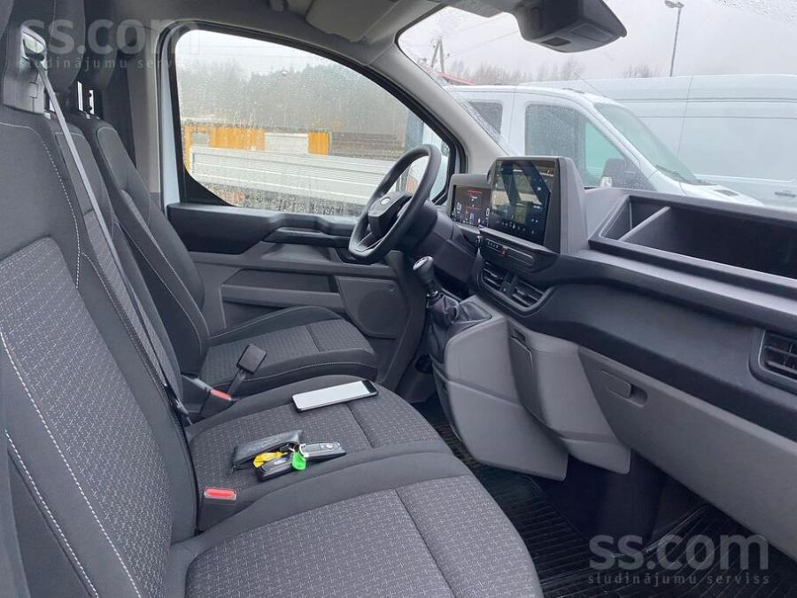 White Ford Transit 2025 in Riga, with an engine capacity of 2.00 L and mileage of 1 thousand km for 26900 €, photo 7 on AUTOMOTO.COM.LV