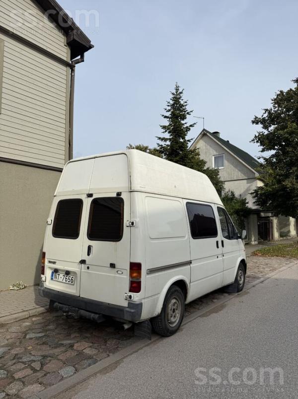 White Ford Transit 1992 in Liepaja, with an engine capacity of 2.50 L and mileage of 125 thousand km for 4000 €, photo 5 on AUTOMOTO.COM.LV
