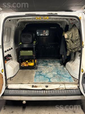 Balts Ford Transit 2009 Rīga, ar dzinēja tilpumu 1.80 L un nobraukumu 261 tūkst. km par 1800 €, foto 6 vietnē AUTOMOTO.COM.LV
