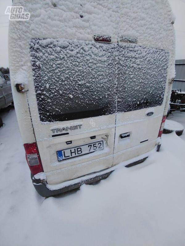White Ford Transit 2011 in Alytus, with an engine capacity of 2.20 L and mileage of 300 thousand km for 1500 €, photo 3 on AUTOMOTO.COM.LV