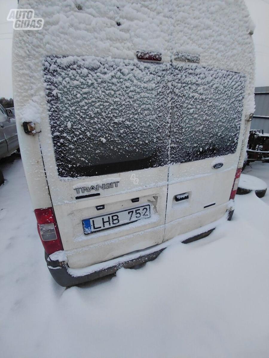Balts Ford Transit 2011 Alīta, ar dzinēja tilpumu 2.20 L un nobraukumu 300 tūkst. km par 1500 €, foto 3 vietnē AUTOMOTO.COM.LV