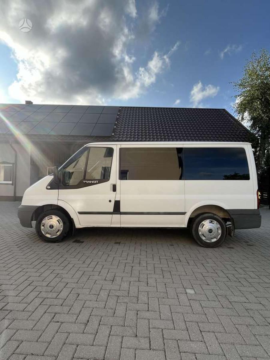 Balts Ford Transit 2011 Klaipėda, ar dzinēja tilpumu 2.20 L un nobraukumu 127 tūkst. km par 5850 €, foto 4 vietnē AUTOMOTO.COM.LV
