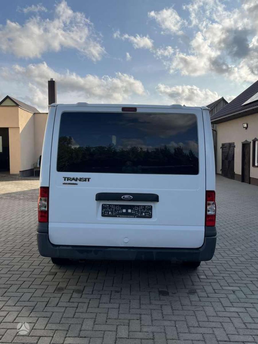 Balts Ford Transit 2011 Klaipėda, ar dzinēja tilpumu 2.20 L un nobraukumu 127 tūkst. km par 5850 €, foto 5 vietnē AUTOMOTO.COM.LV