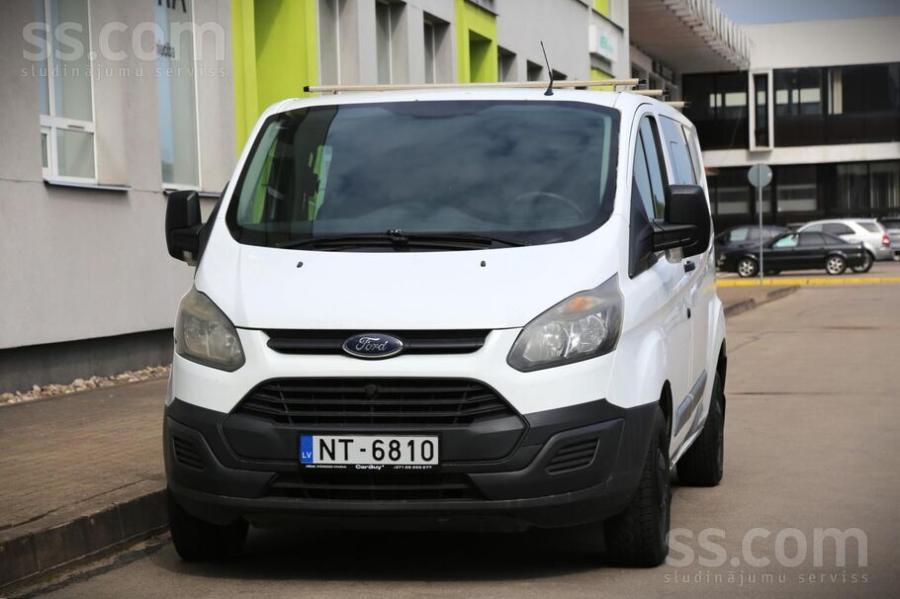 White Ford Transit 2013 in Riga, with an engine capacity of 2.20 L and mileage of 243 thousand km for 6495 €, photo 1 on AUTOMOTO.COM.LV