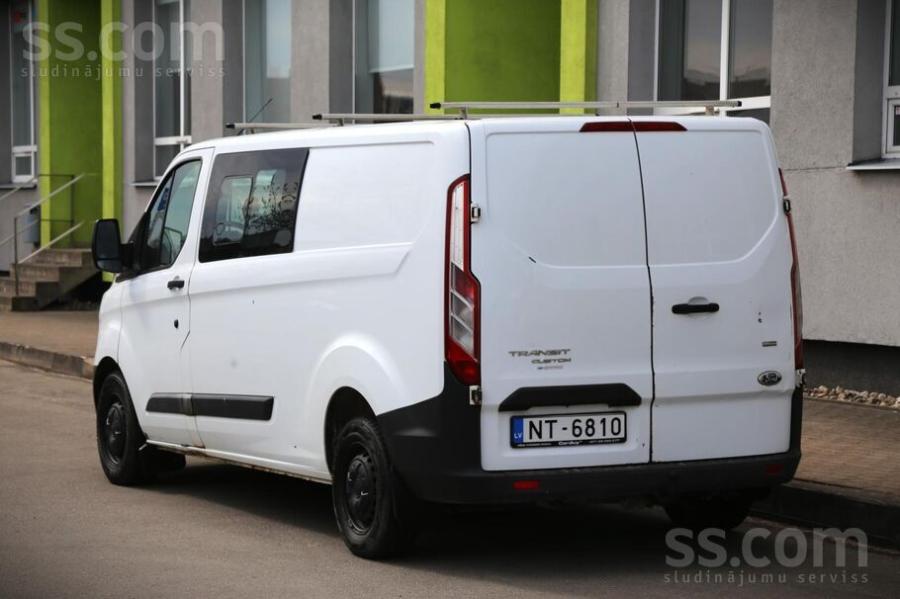 White Ford Transit 2013 in Riga, with an engine capacity of 2.20 L and mileage of 243 thousand km for 6495 €, photo 6 on AUTOMOTO.COM.LV