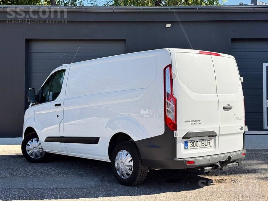 White Ford Transit 2014 in Tallinn, with an engine capacity of 2.20 L and mileage of 272 thousand km for 7200 €, photo 13 on AUTOMOTO.COM.LV