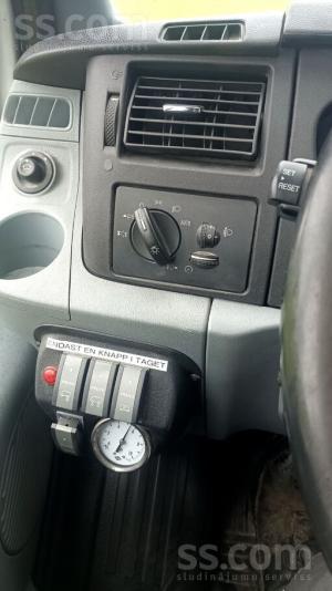 Balts Ford Transit 2014 Valka, ar dzinēja tilpumu 2.20 L un nobraukumu 407 tūkst. km par 7000 €, foto 10 vietnē AUTOMOTO.COM.LV