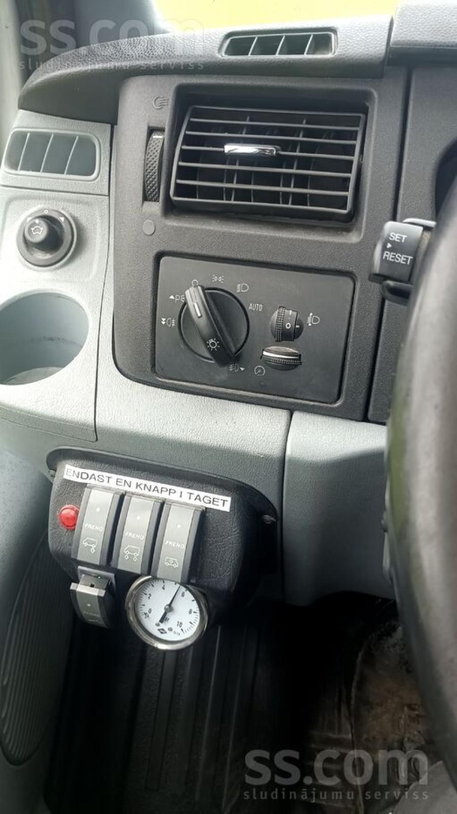 Balts Ford Transit 2014 Valka, ar dzinēja tilpumu 2.20 L un nobraukumu 407 tūkst. km par 7000 €, foto 10 vietnē AUTOMOTO.COM.LV
