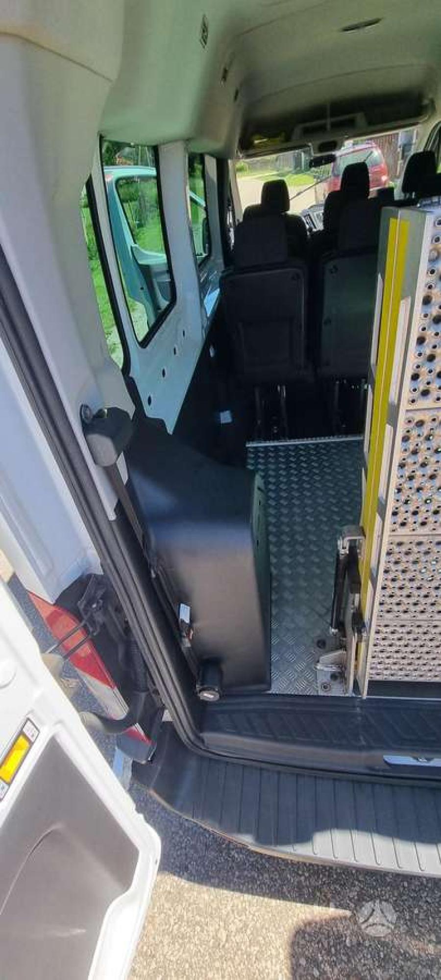 Balts Ford Transit 2015 Prienai, ar dzinēja tilpumu 2.20 L un nobraukumu 183 tūkst. km par 11799 €, foto 13 vietnē AUTOMOTO.COM.LV