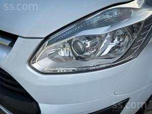 White Ford Transit 2016 in Tukums, with an engine capacity of 2.20 L and mileage of 235 thousand km for 8450 €, photo 4 on AUTOMOTO.COM.LV
